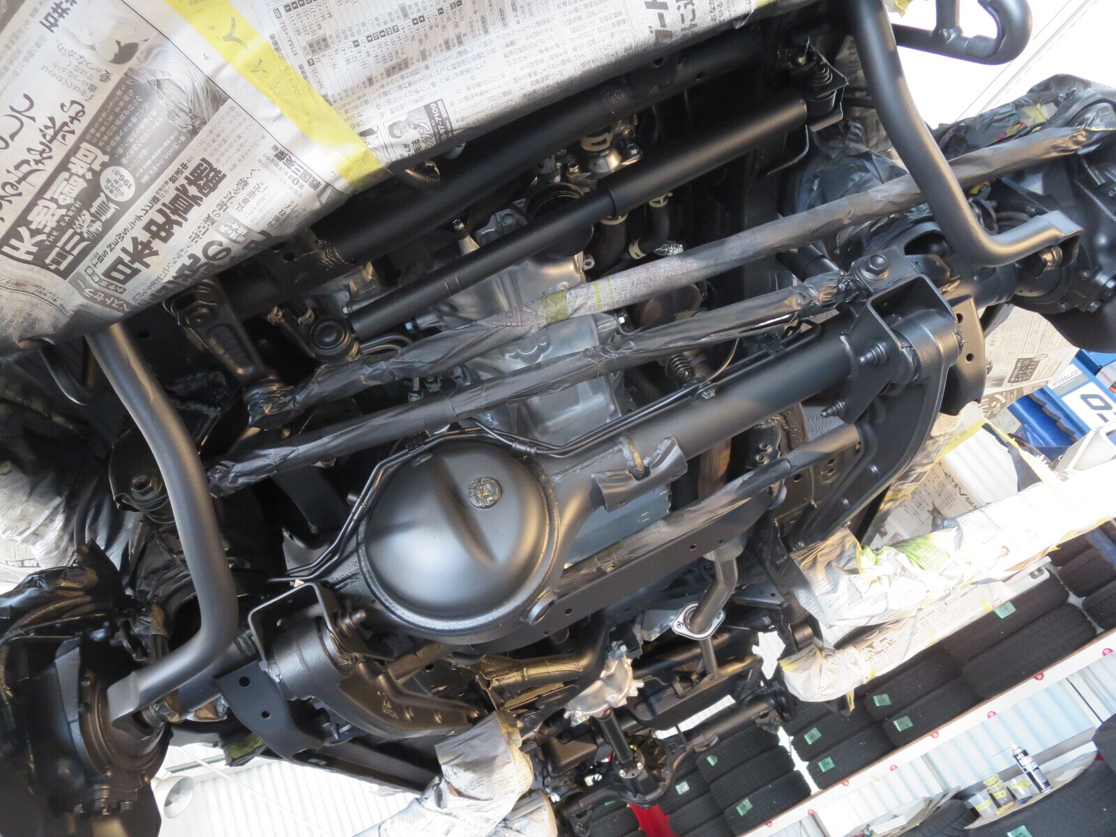 新車ジムニー下回り防錆塗装（3BA-JB64W）: ＜鈑金ペイント＞スタッフブログ